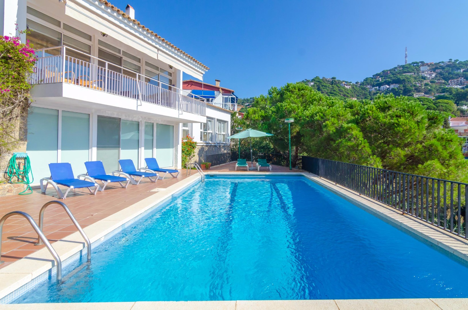 Unveiling Hidden Bays and Beaches on the Enchanting Costa Brava - Club ...