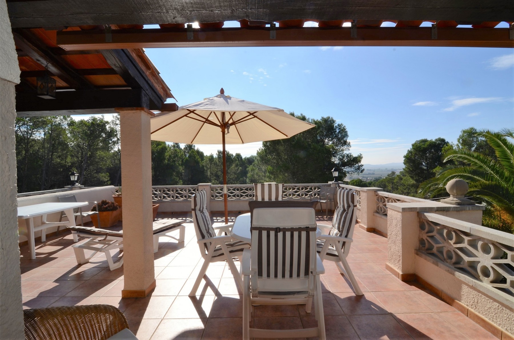 Location Villa Gerona / Girona Cataluña Maison Espagne Hattane