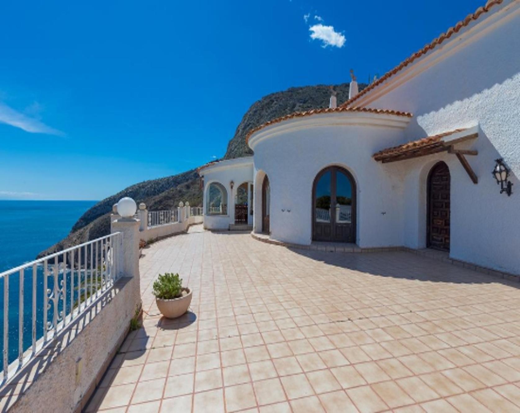 Holiday home Calpe Costa Blanca Villa Spain for rent Linea