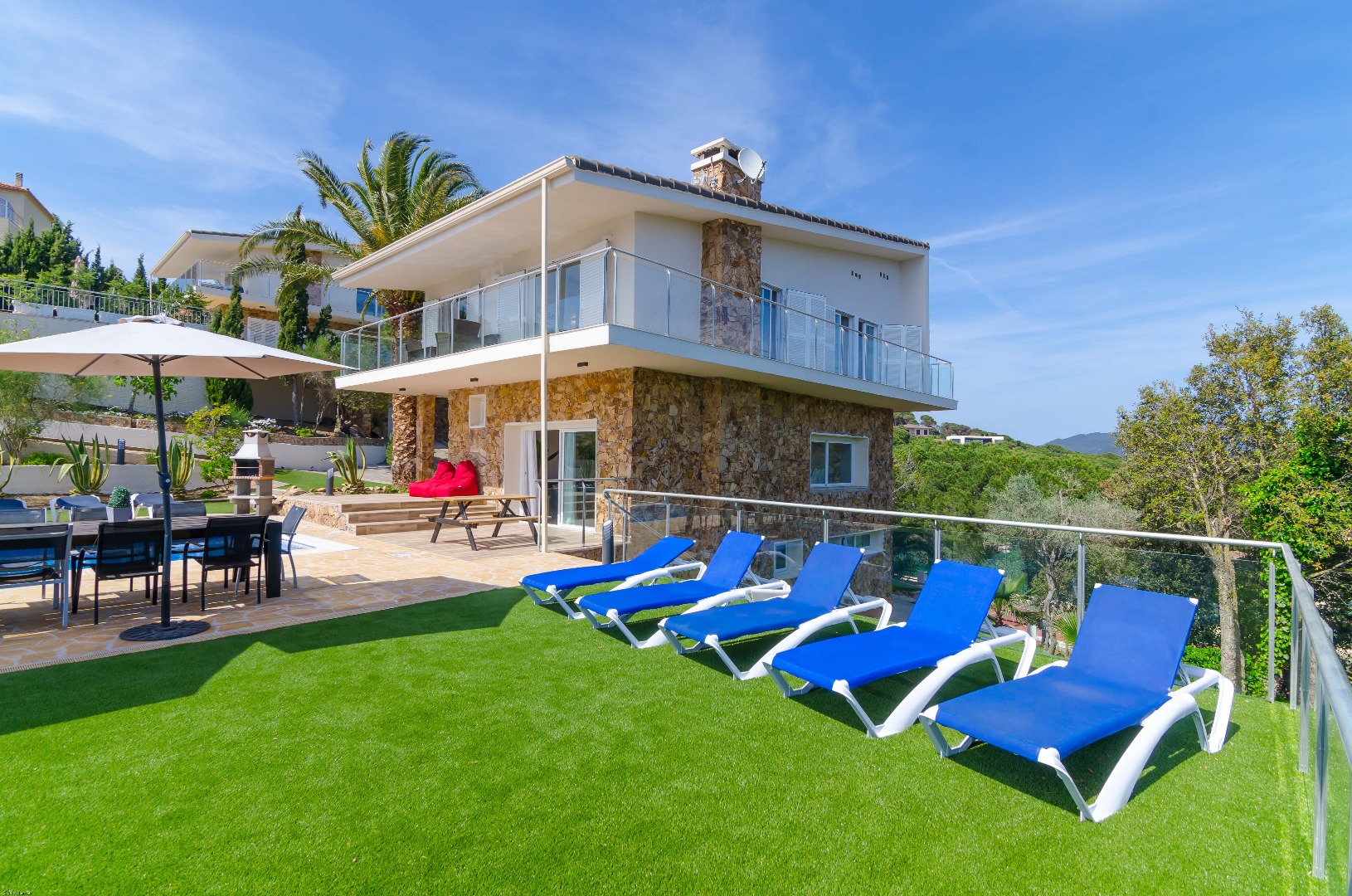 Villa de vacances à Lloret de Mar avec piscine privée, piste de tennis ...