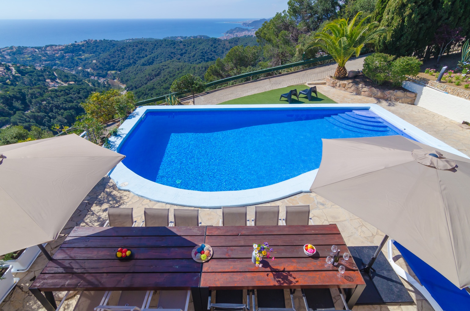 Villa de vacances à Lloret de Mar avec piscine privée, piste de tennis ...